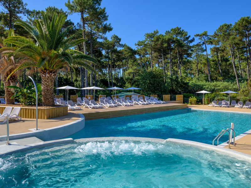 Le naturisme en France, ses campings et villages en vidéo