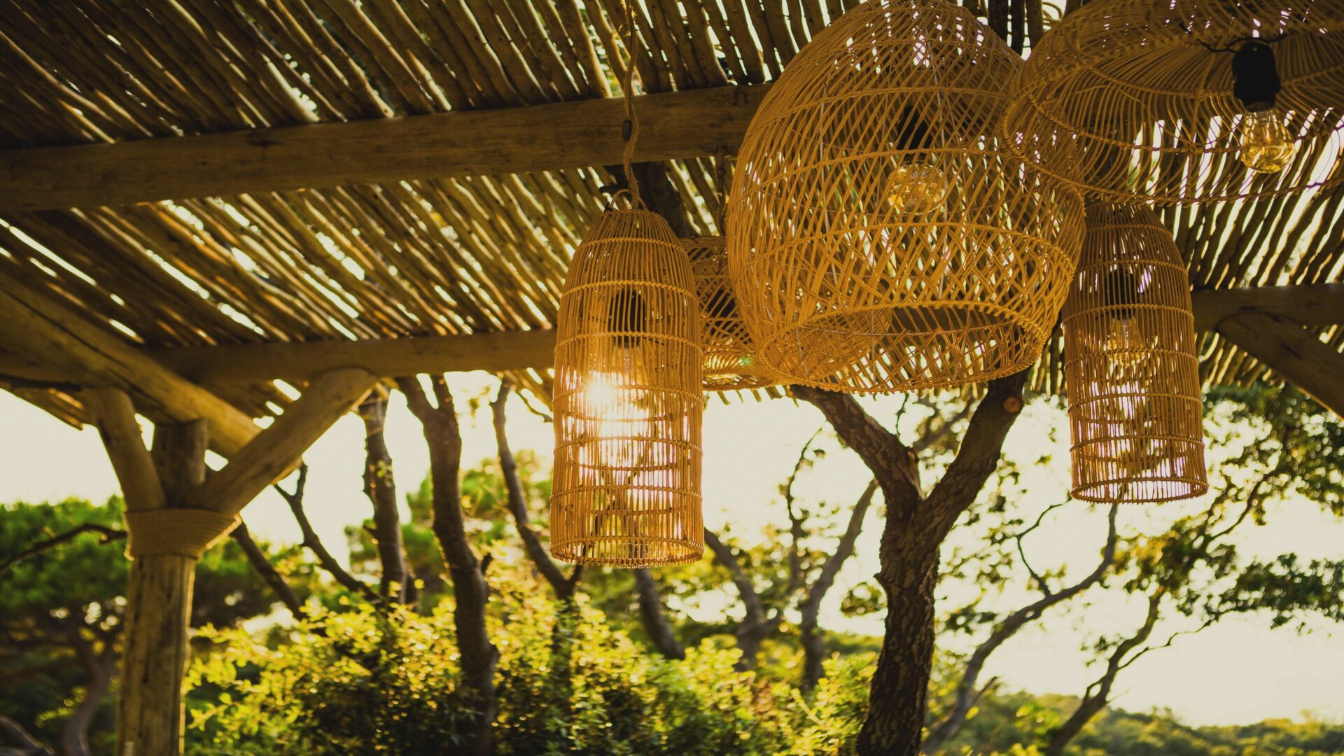 Bagheera, camping naturiste corse et plage de sable fin - Naturisme TV