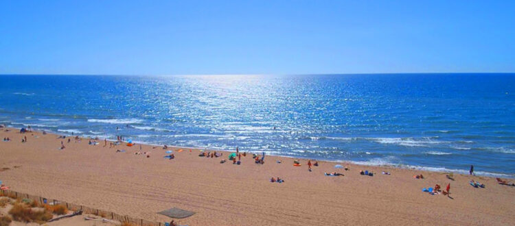 Sérignan Plage Nature : évasion naturiste en Méditerranée 🌞 - Naturisme TV