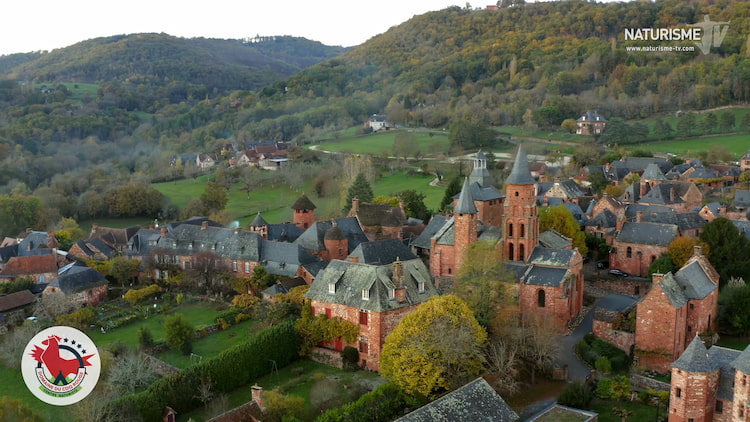 Collonges la Rouge : un écrin de pierre rouge en Corrèze - Naturisme TV